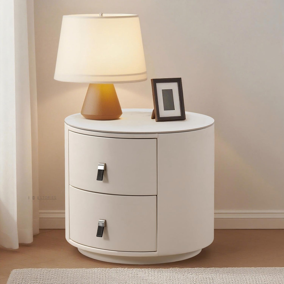 Zalen Cabinet White – 101storiescollection.ca
